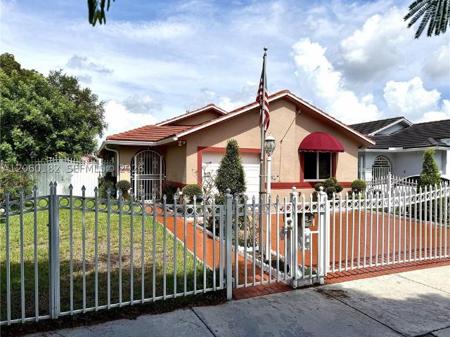 Luxury Villa for sale in Hialeah, United States