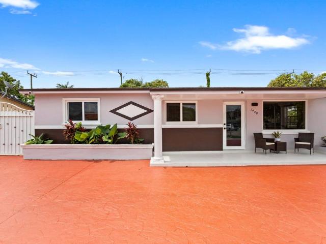 Luxury Villa for sale in Hialeah, United States