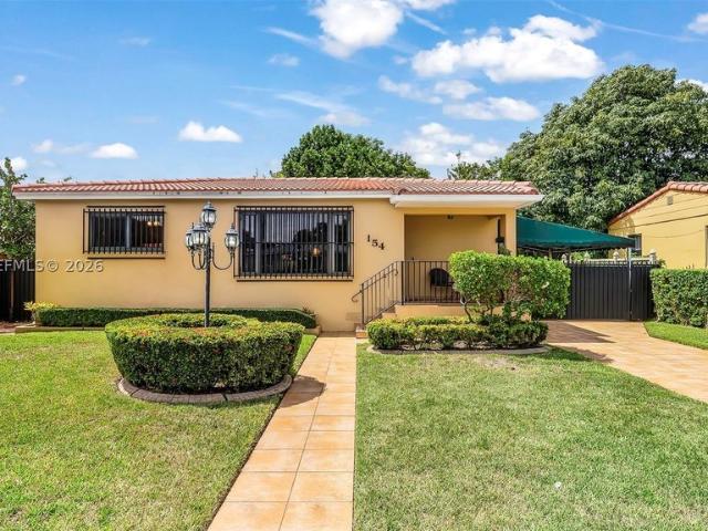 Luxury Villa for sale in Hialeah, Florida