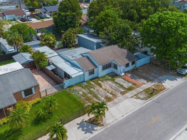 Luxury Villa for sale in Hialeah, Florida