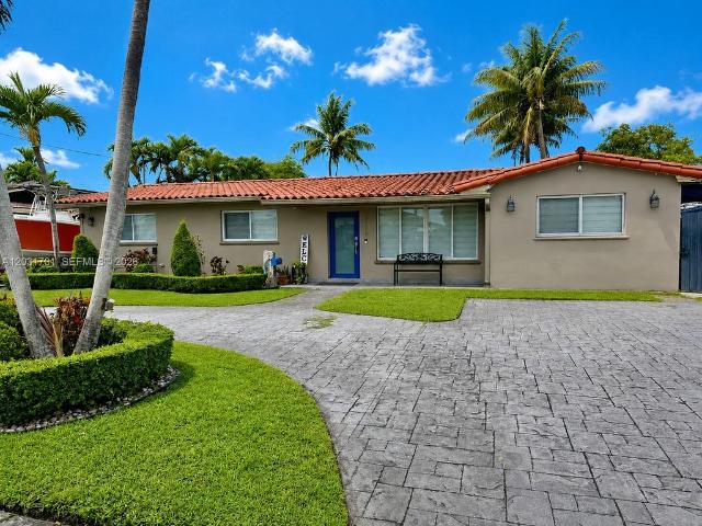 Luxury Villa for sale in Hialeah, Florida