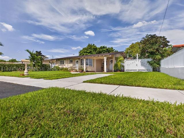 Luxury Villa for sale in Hialeah, Florida
