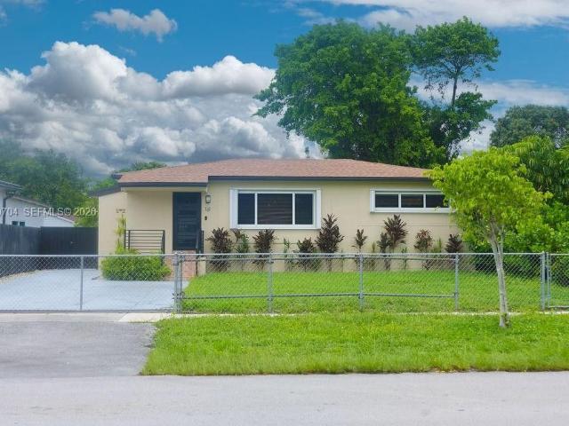Luxury Villa for sale in Hialeah, Florida