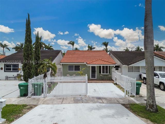 Luxury Villa for sale in Hialeah Gardens, Florida