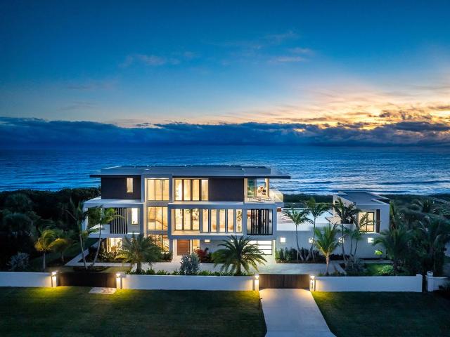 Luxury Villa for sale in Hutchinson Island South, Florida