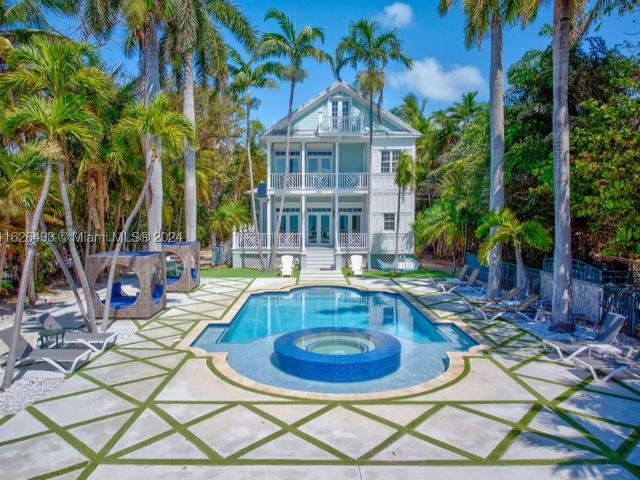 Luxury Villa for sale in Islamorada, Florida