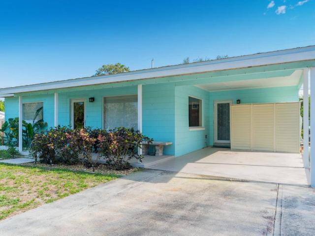 Luxury Villa for sale in Jensen Beach, Florida
