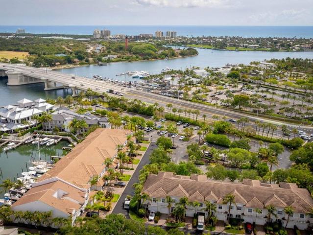 Luxury Villa for sale in Jupiter, Florida