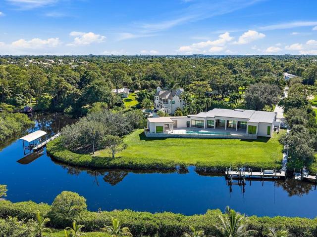 Luxury Villa for sale in Jupiter, Florida