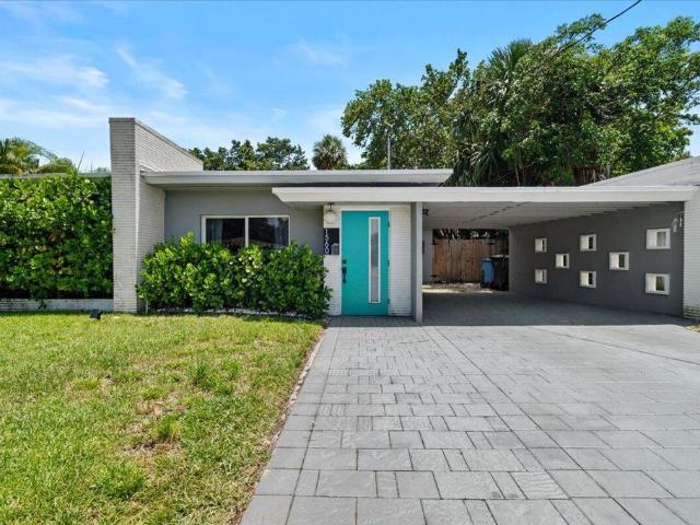 Luxury Villa for sale in Oakland Park, Florida