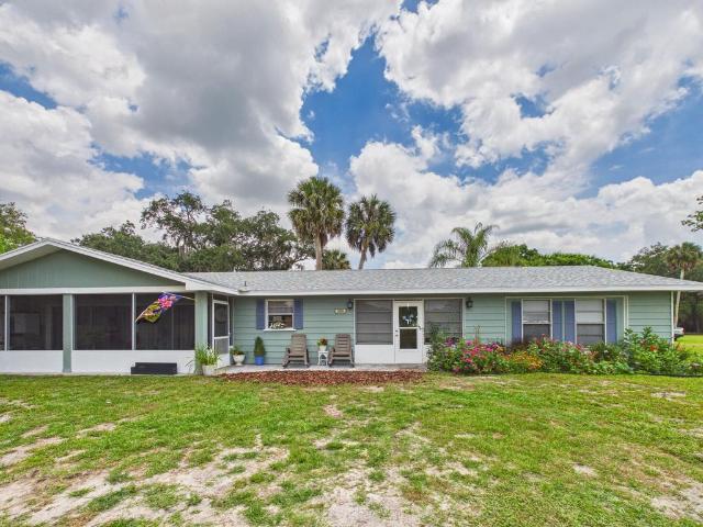 Luxury Villa for sale in Okeechobee, Florida