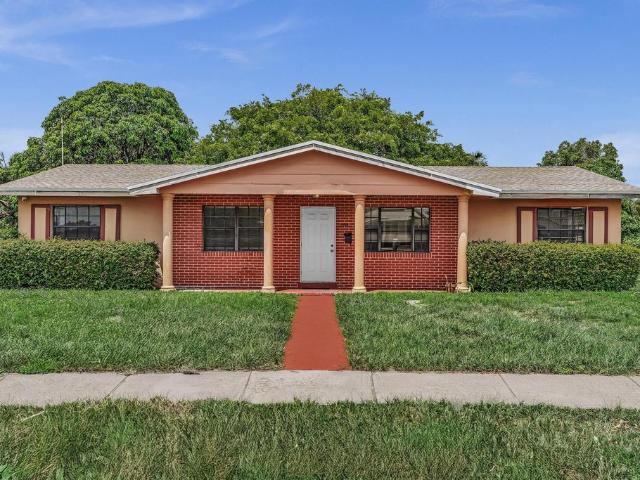 Luxury Villa for sale in Opa locka North historical, Florida