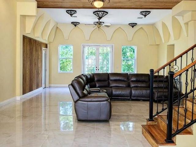 Luxury Villa for sale in Loxahatchee Groves, Florida