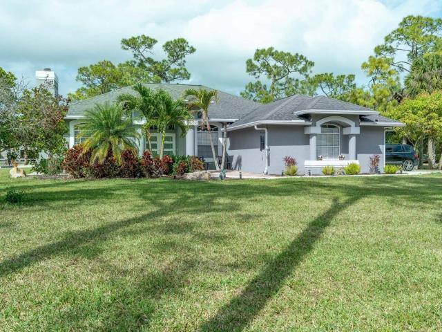 Luxury Villa for sale in Loxahatchee Groves, United States