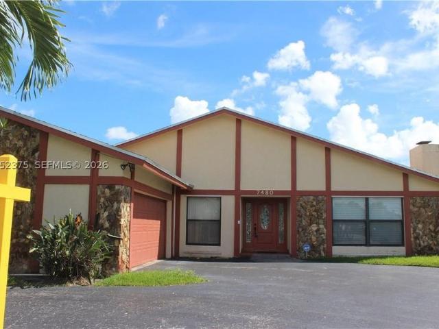 Luxury Villa for sale in Lauderhill, Florida
