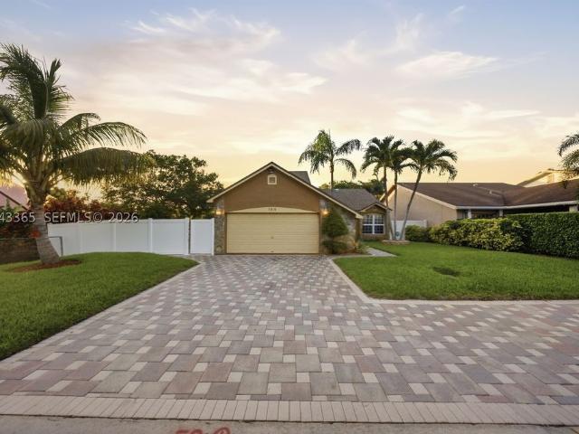 Luxury Villa for sale in Lauderhill, Florida