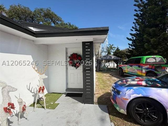 Luxury Villa for sale in Lauderhill, Florida