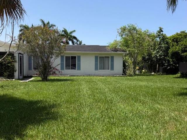 Luxury Villa for sale in Lake Worth, Florida