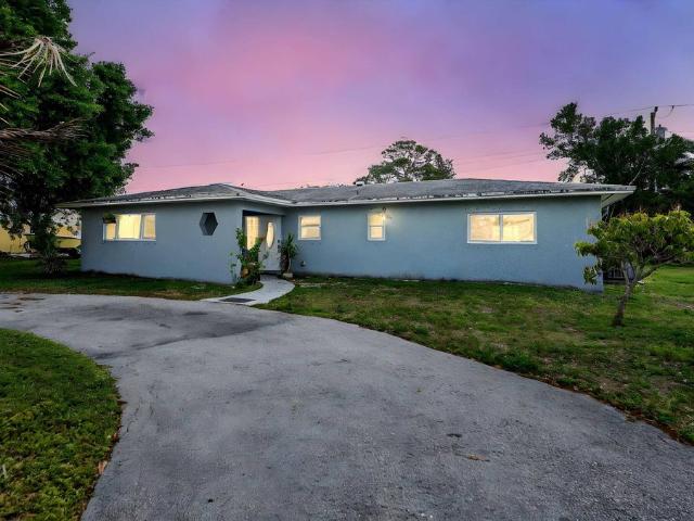 Luxury Villa for sale in Lake Worth, United States