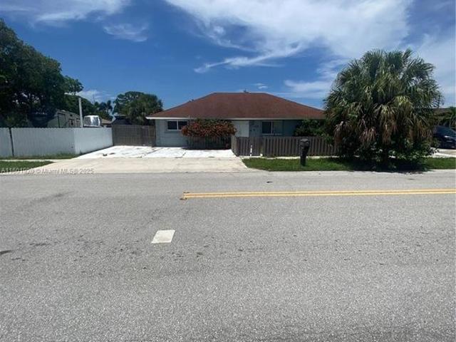 Luxury Villa for sale in Lake Worth, United States
