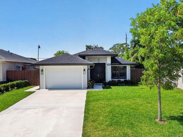Luxury Villa for sale in Lake Worth, United States