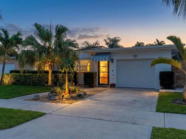 Luxury Villa for sale in Lake Worth, Florida