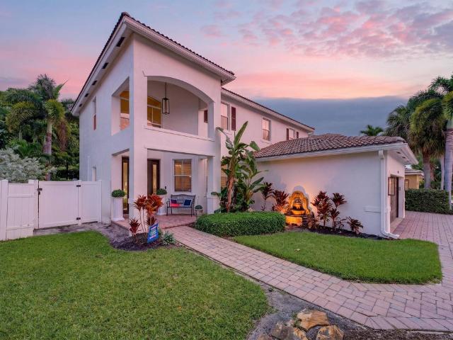 Luxury Villa for sale in Lake Worth, Florida