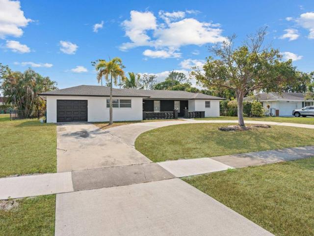 3 bedroom luxury Villa for sale in Lake Worth, Florida