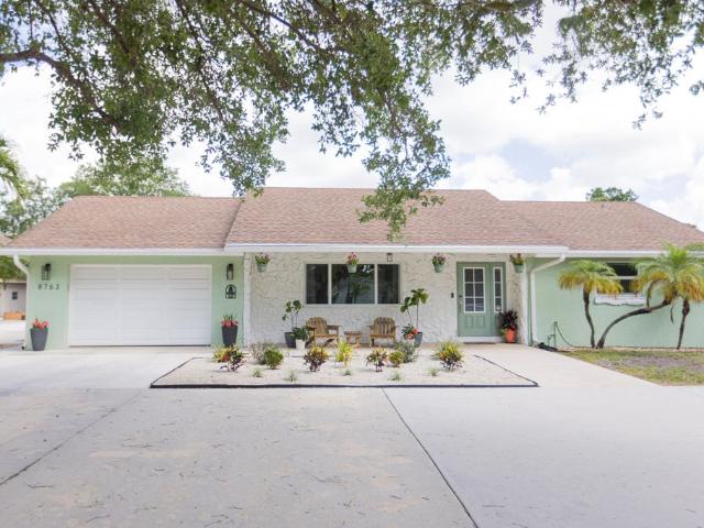 Luxury Villa for sale in Lake Worth, Florida