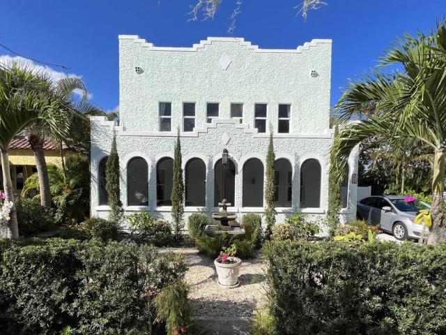 Luxury Villa for sale in Lake Worth, Florida