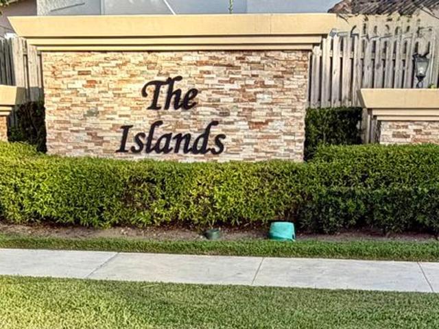 Luxury Villa for sale in Lake Worth, Florida