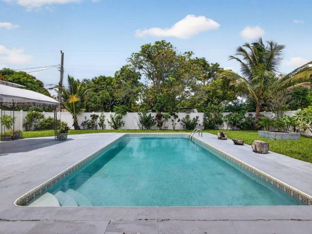 Luxury Villa for sale in Lake Park, Florida