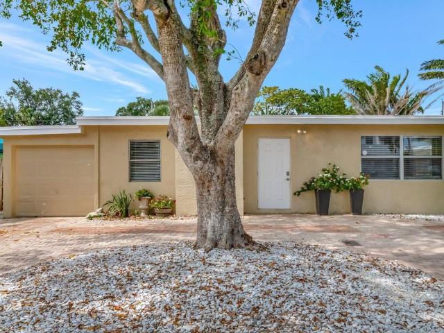 Luxury Villa for sale in Lantana, United States