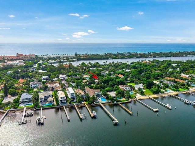 Luxury Villa for sale in Lantana, United States