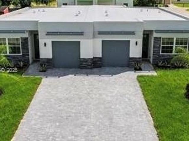 Luxury Villa for sale in Lehigh Acres, United States