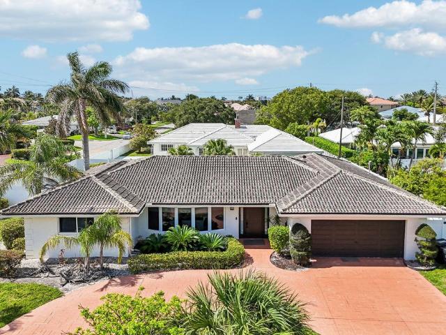 Luxury Villa for sale in Lighthouse PT, United States