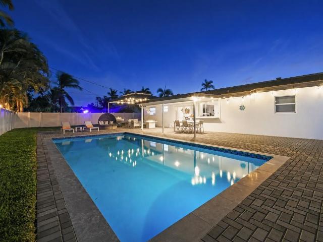 Luxury Villa for sale in Lighthouse PT, United States