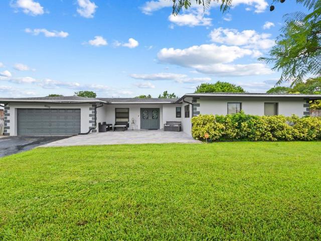 Luxury Villa for sale in Margate Estates, Florida