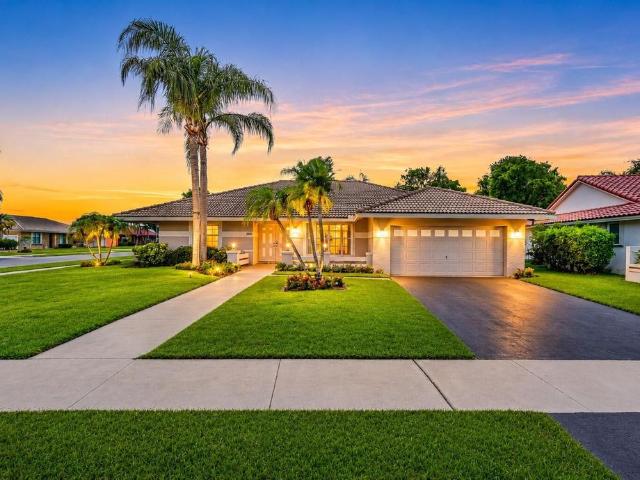 Luxury Villa for sale in Margate, Florida