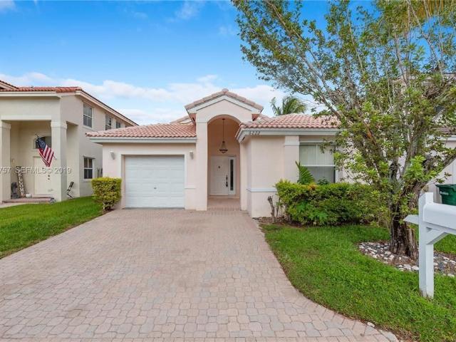 Luxury Villa for sale in Margate, Florida