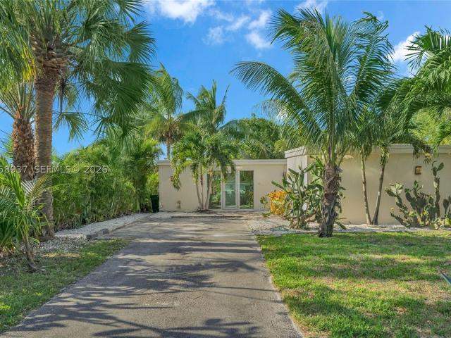Luxury Villa for sale in Margate, Florida