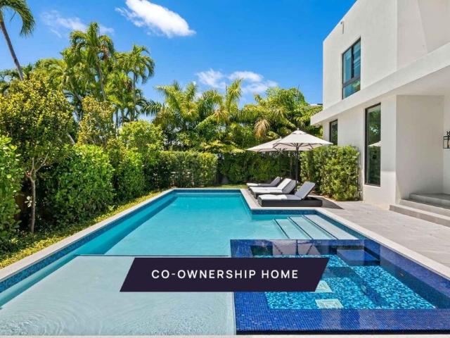 Luxury Villa for sale in Miami Beach, Florida