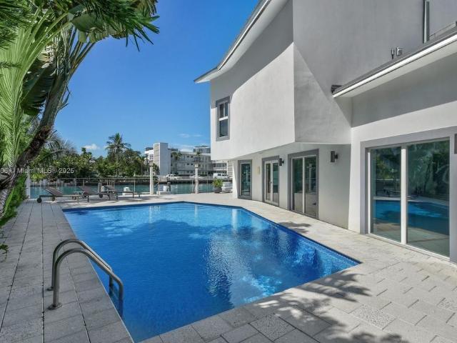 Luxury Villa for sale in Miami Beach, United States