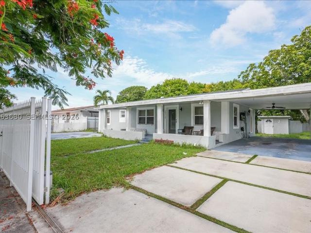 Luxury Villa for sale in Miami Gardens, United States