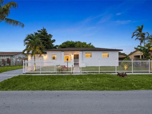 Luxury Villa for sale in Miami Gardens, United States