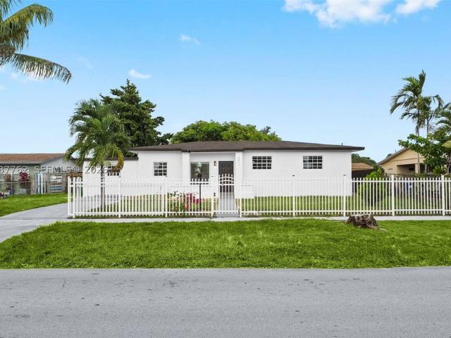Luxury Villa for sale in Miami Gardens, United States