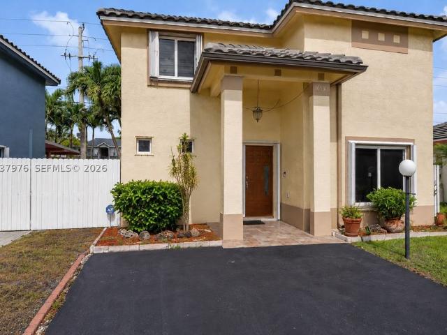 Luxury Villa for sale in Miami Gardens, United States