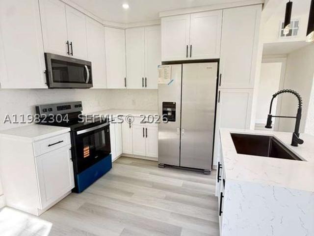 Luxury Villa for sale in Miami Gardens, Florida