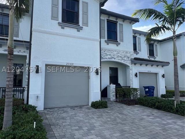Luxury Villa for sale in Miami Gardens, Florida