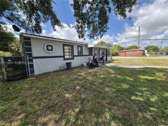 Luxury Villa for sale in Miami Gardens, Florida